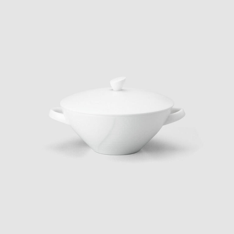 19CM COVERED SOUP BOWL W/HANDLE - NARUMI CORPORATION