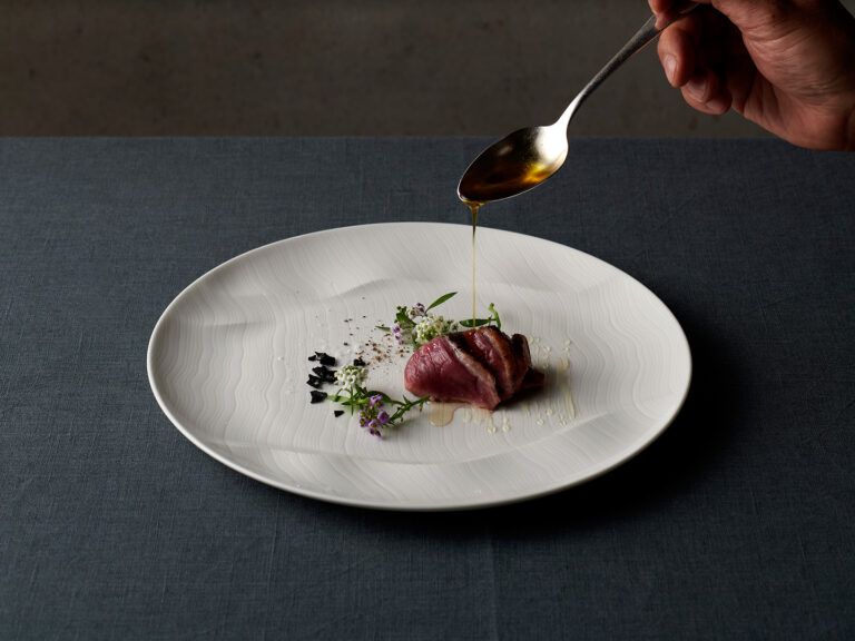 Master Dinner Plate Types: Shapes, Materials, Occasions, and More ...