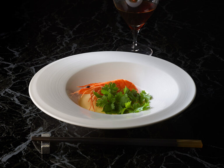 Bone China vs Porcelain | Comparison from 7 Perspectives - NARUMI CORPORATION